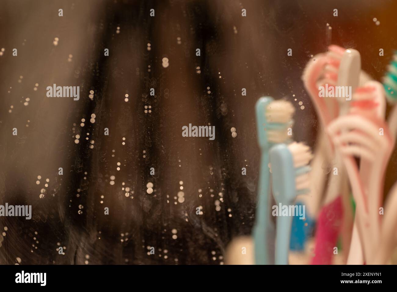 Toothbrushing stain hi-res stock photography and images - Alamy