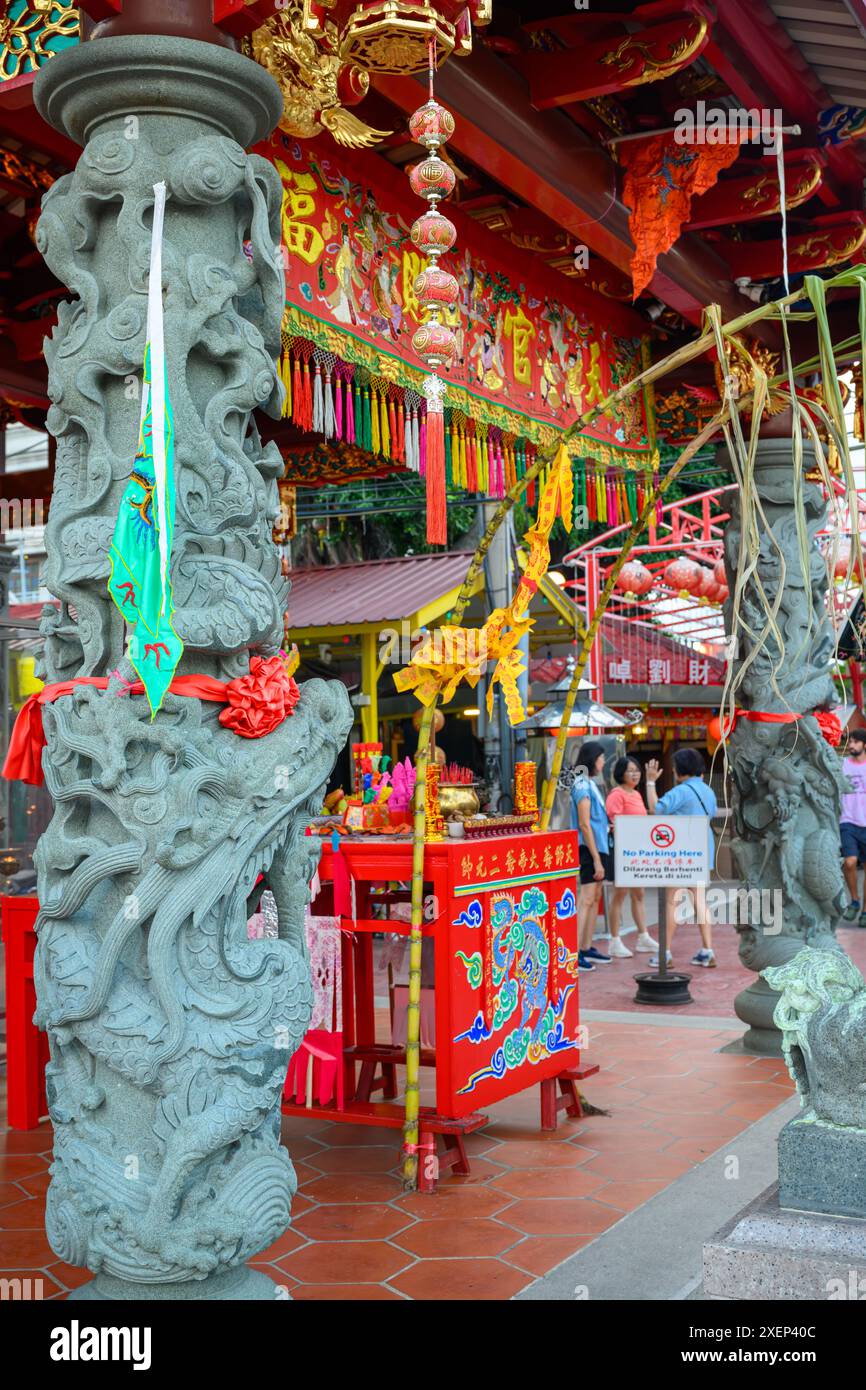 A Chew Jetty Chinese Temple, George Town, Penang, Malaysia Stock Photo - Alamy