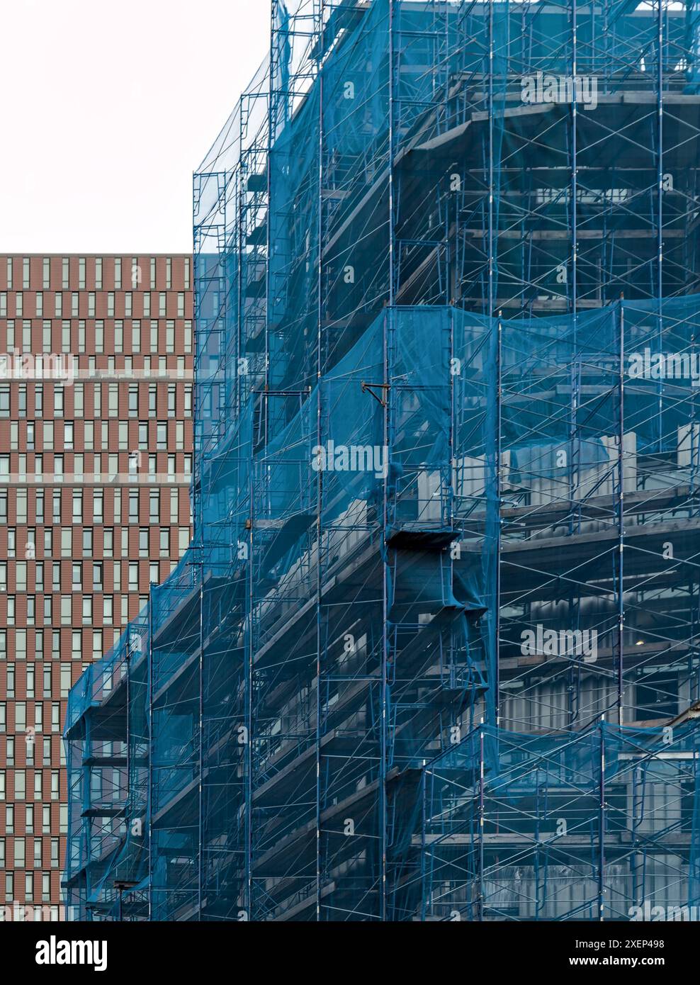 Construction safety net hi-res stock photography and images - Alamy