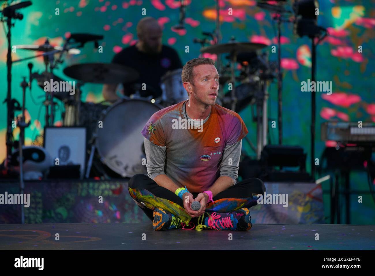 Glastonbury 2024 coldplay hi-res stock photography and images - Alamy