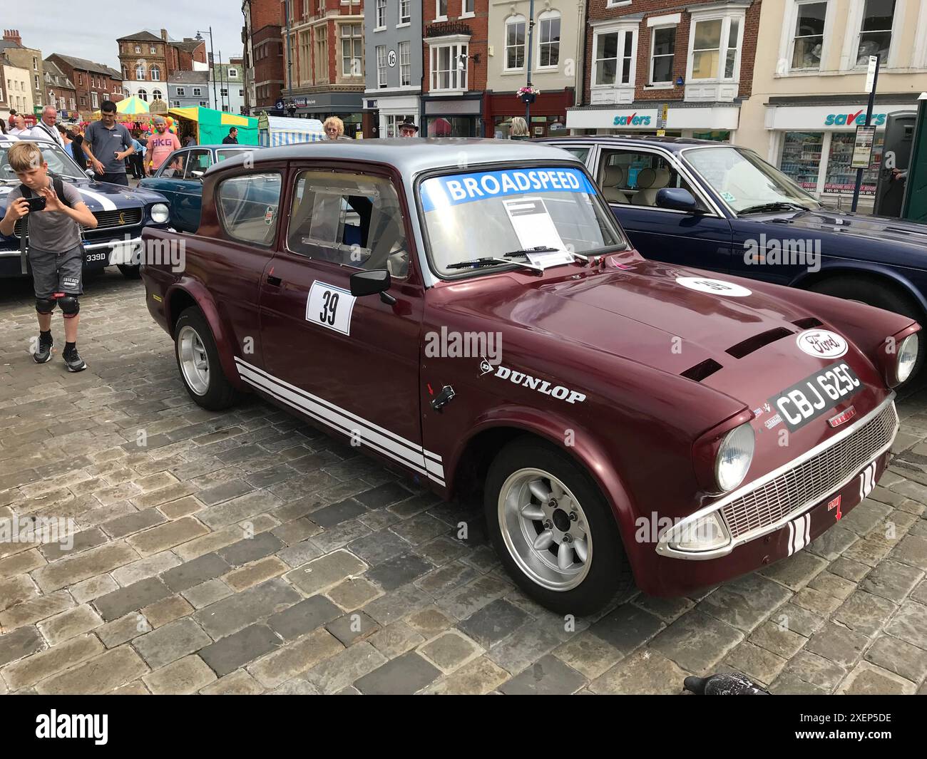 Ford anglia motor car hi-res stock photography and images - Alamy