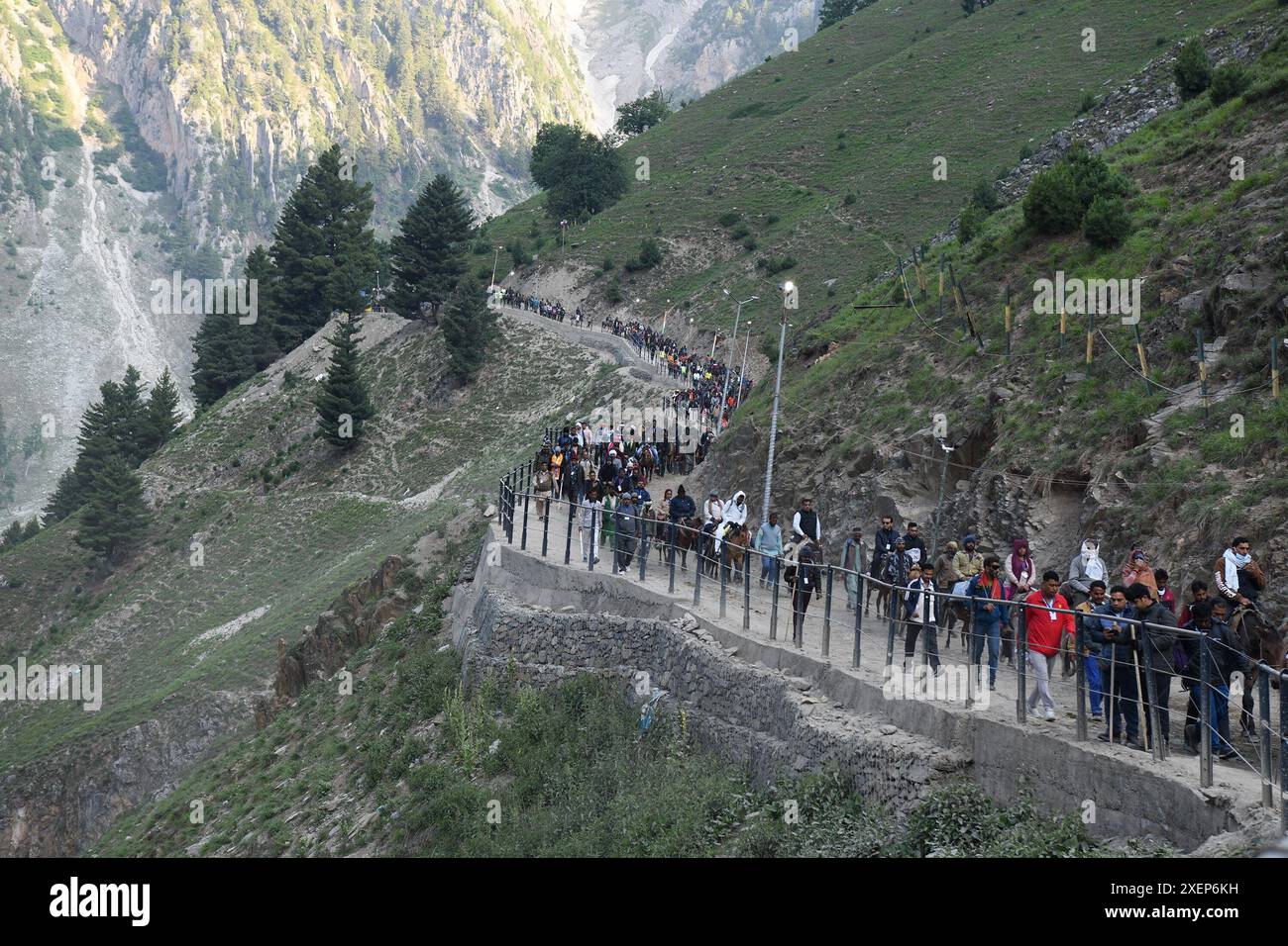 Ganderbal, Jammu And Kashmir, India. 29th June, 2024. Hindu Pilgrims ...
