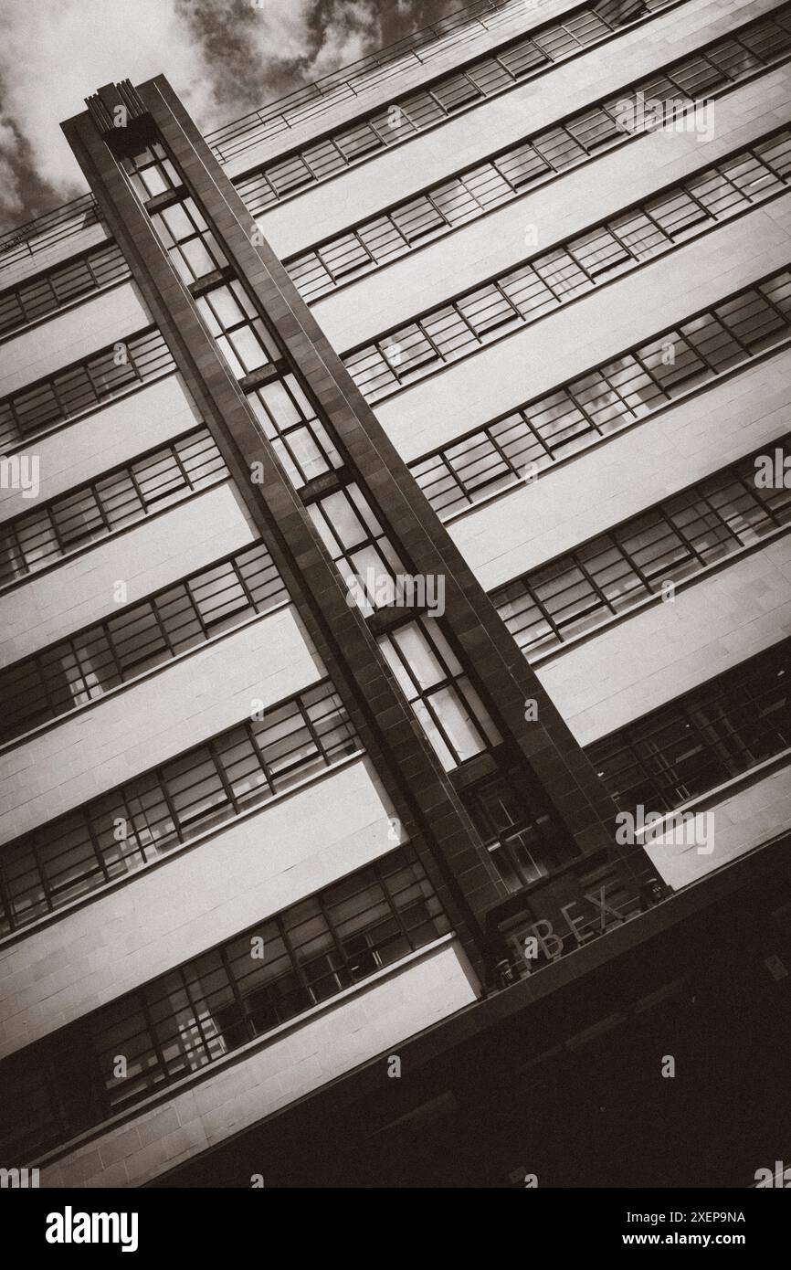 1920s art deco building hi-res stock photography and images - Alamy