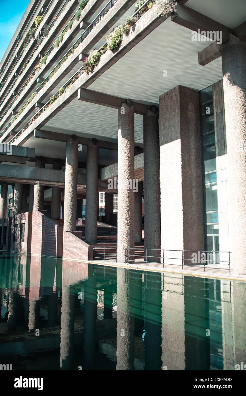 Concrete structure hi-res stock photography and images - Alamy