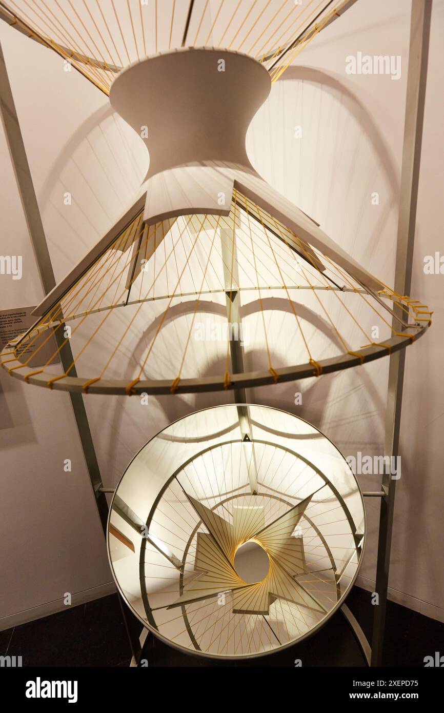 Hyperboloid la sagrada familia hi-res stock photography and images - Alamy