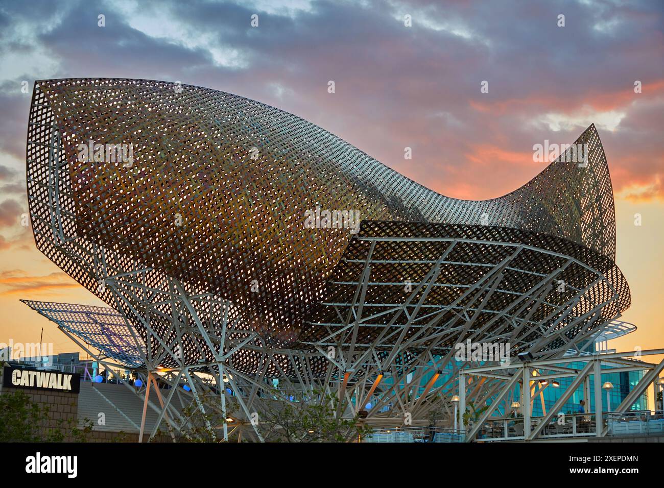 Frank O. Gehry’s Golden Fish Sculpture, Port Olimpic, Barcelona ...