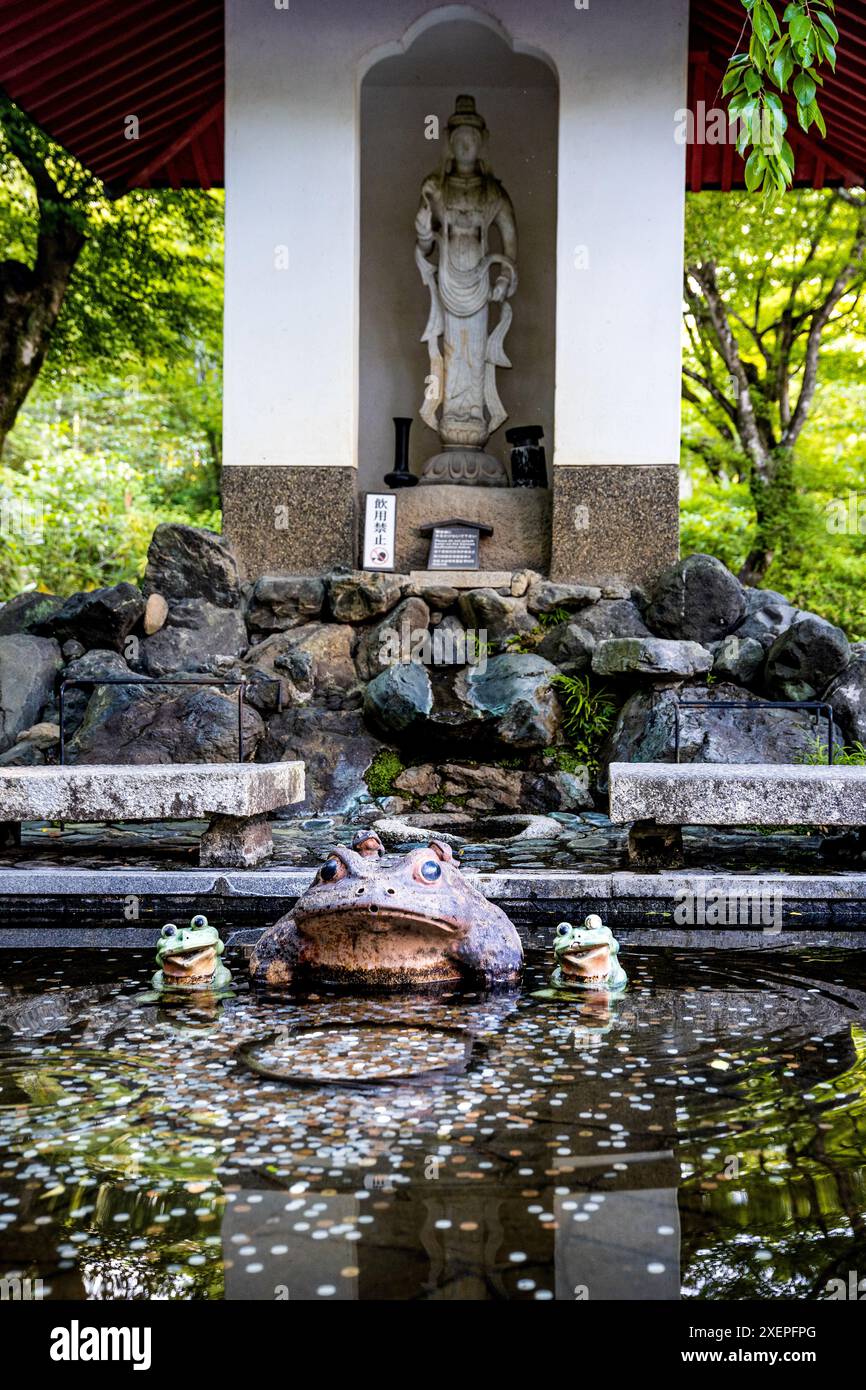 Frog fountain in Tenryū-ji temple, Rinzai sect of Zen Buddhism, in Ukyo ...