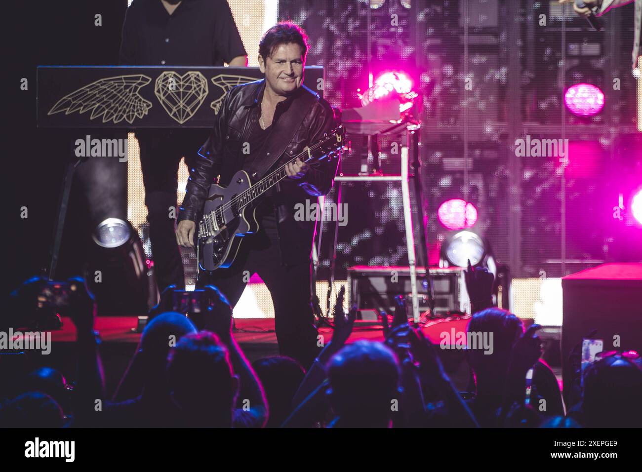 Music Concert - Simple Minds - GLOBAL TOUR 2024 Charlie Burchill of the ...