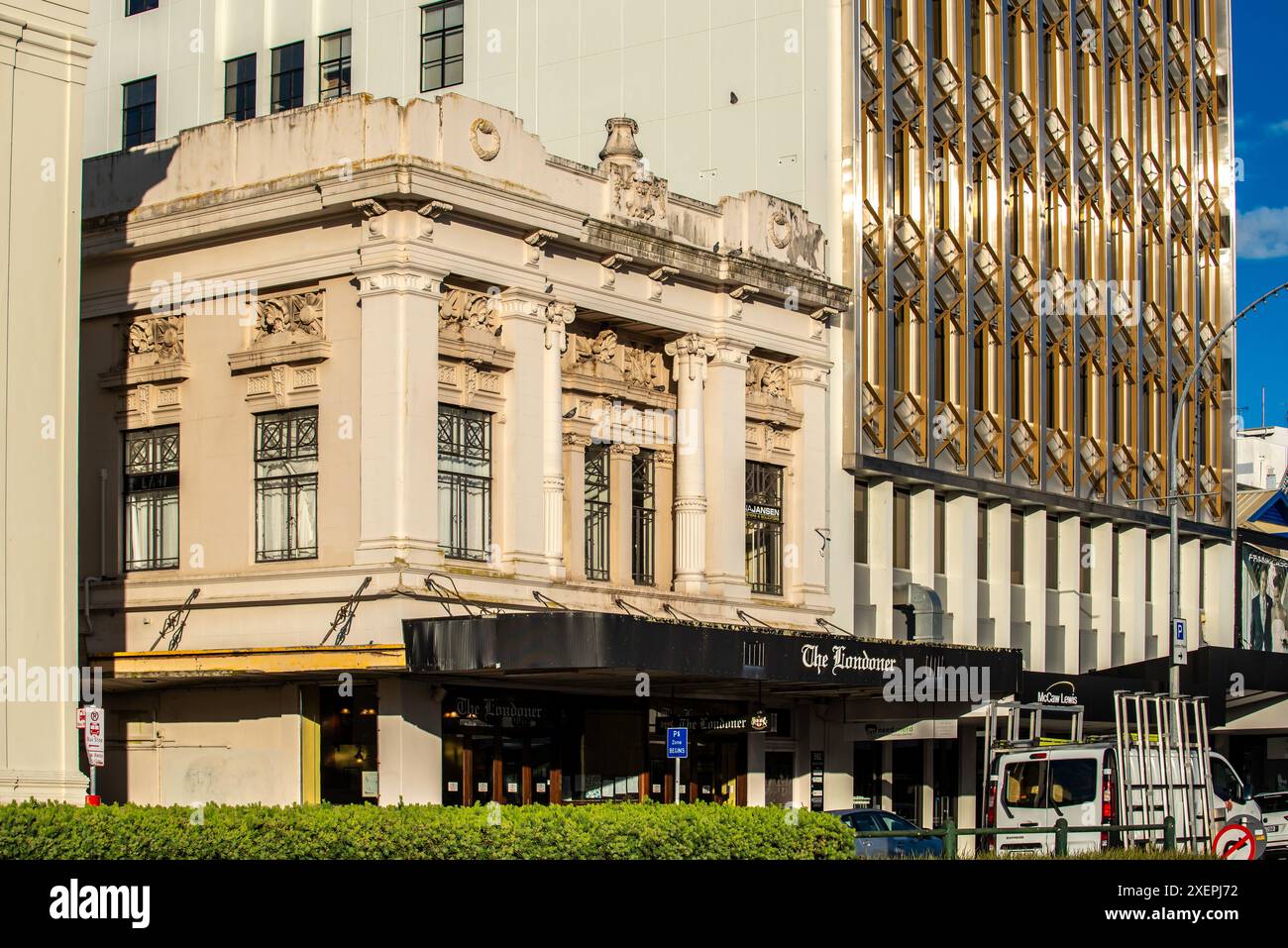 Londoner hamilton hi-res stock photography and images - Alamy