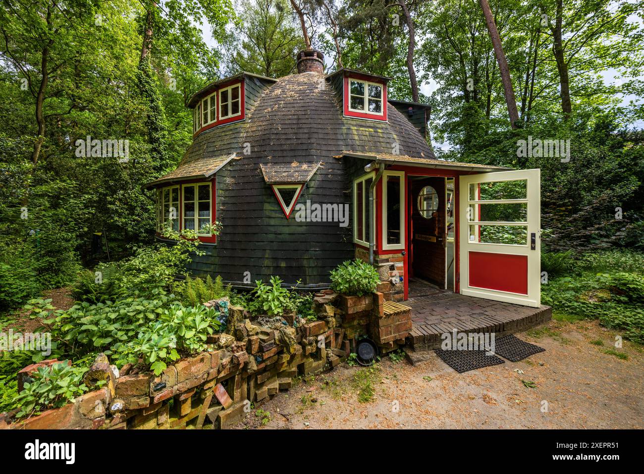 Architecturally unique "Käseglocke" (cheese bell) building in Worpswede ...