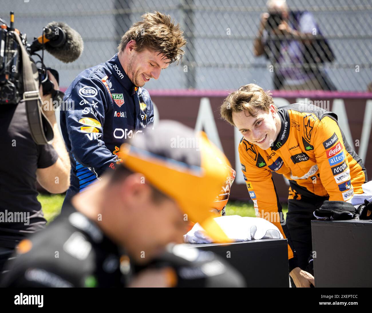 SPIELBERG - Max Verstappen (Red Bull Racing), Lando Norris (McLaren ...