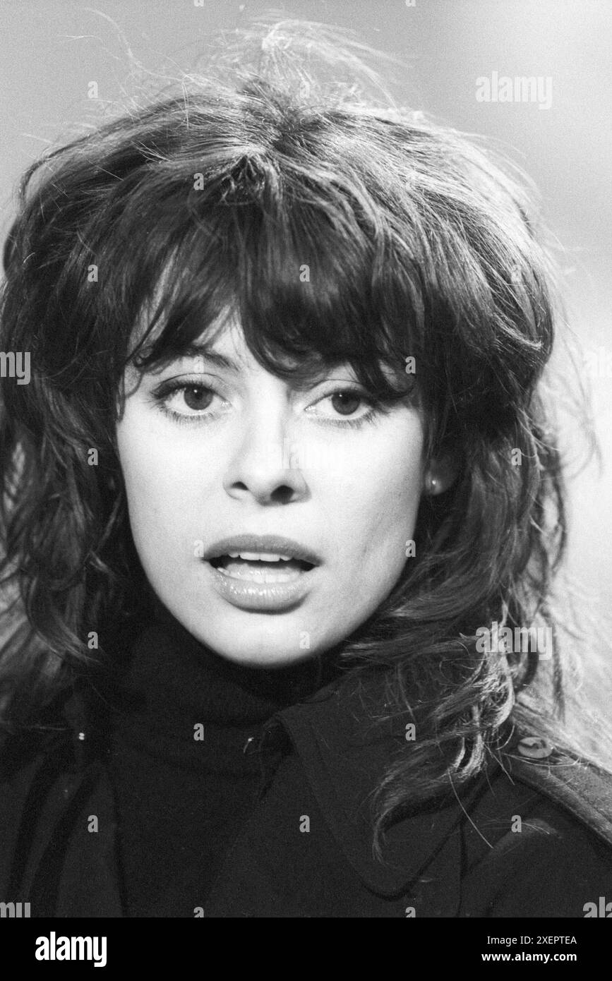 Alice Sängerin 02/87 ru Alice während eines Auftritts in Wetten, dass ...