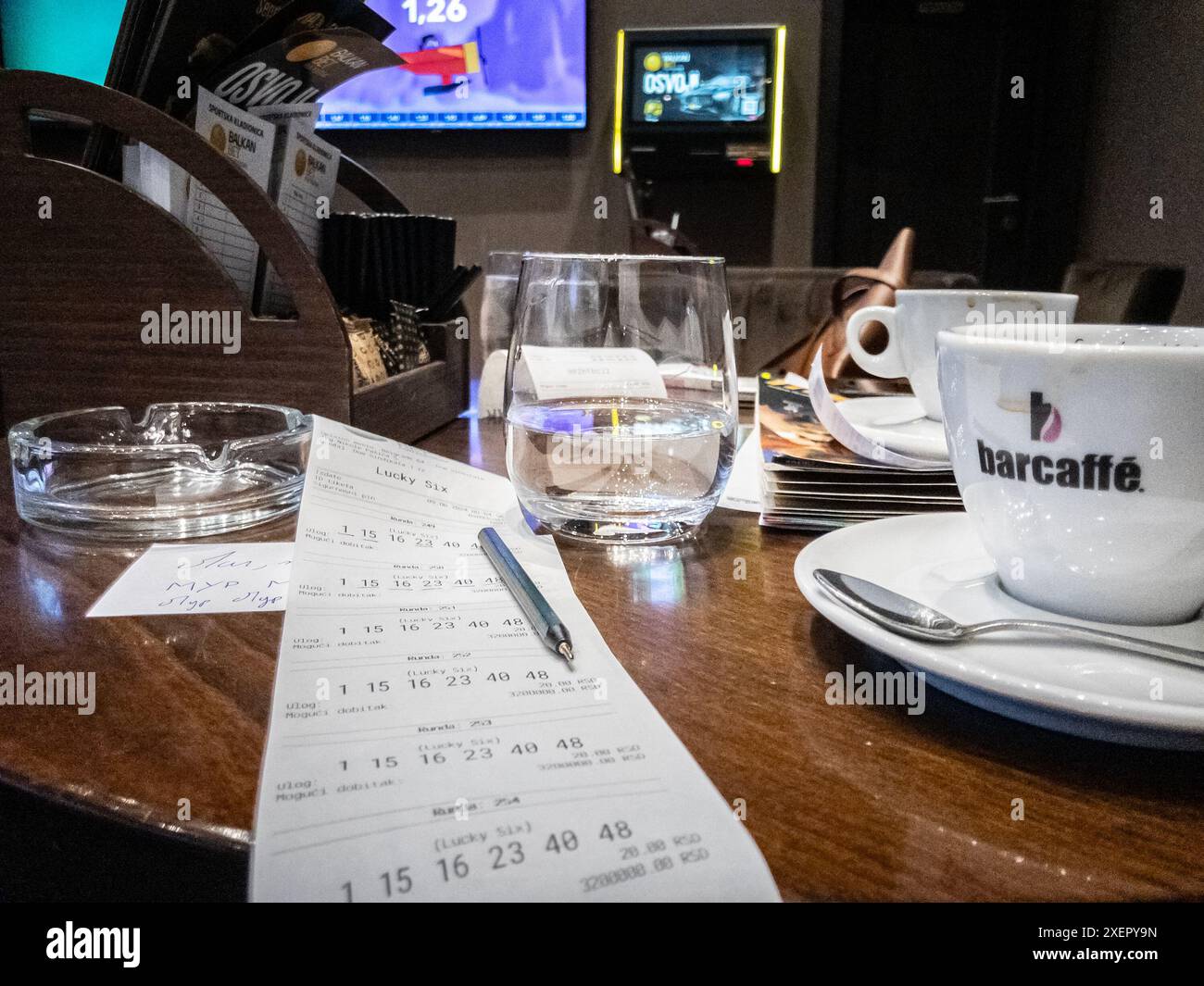 Screens depicts hi-res stock photography and images - Alamy