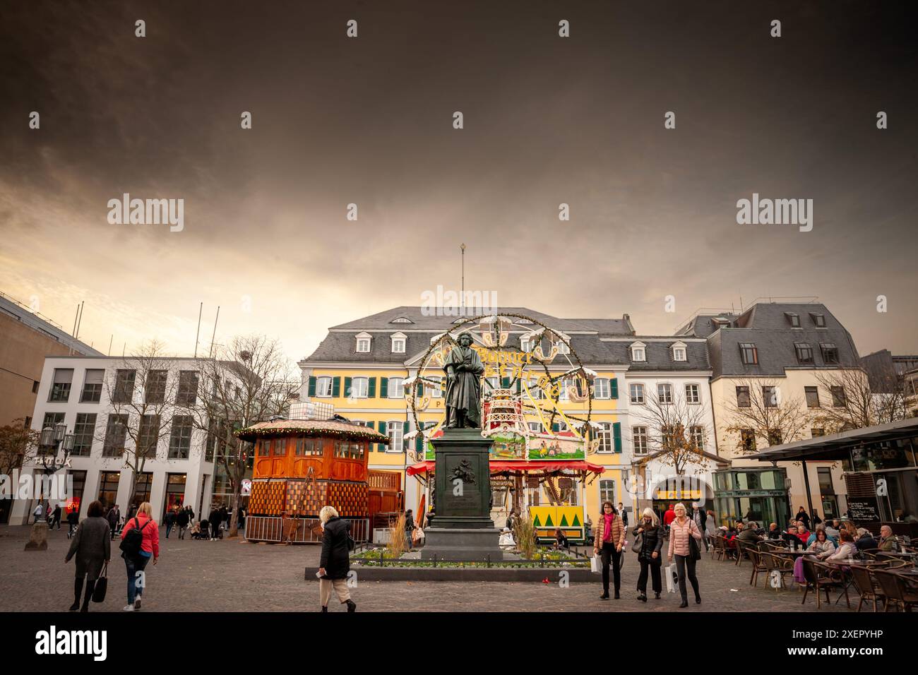 Picture of the beethoven statue in Bonn, Germany. The Beethoven ...