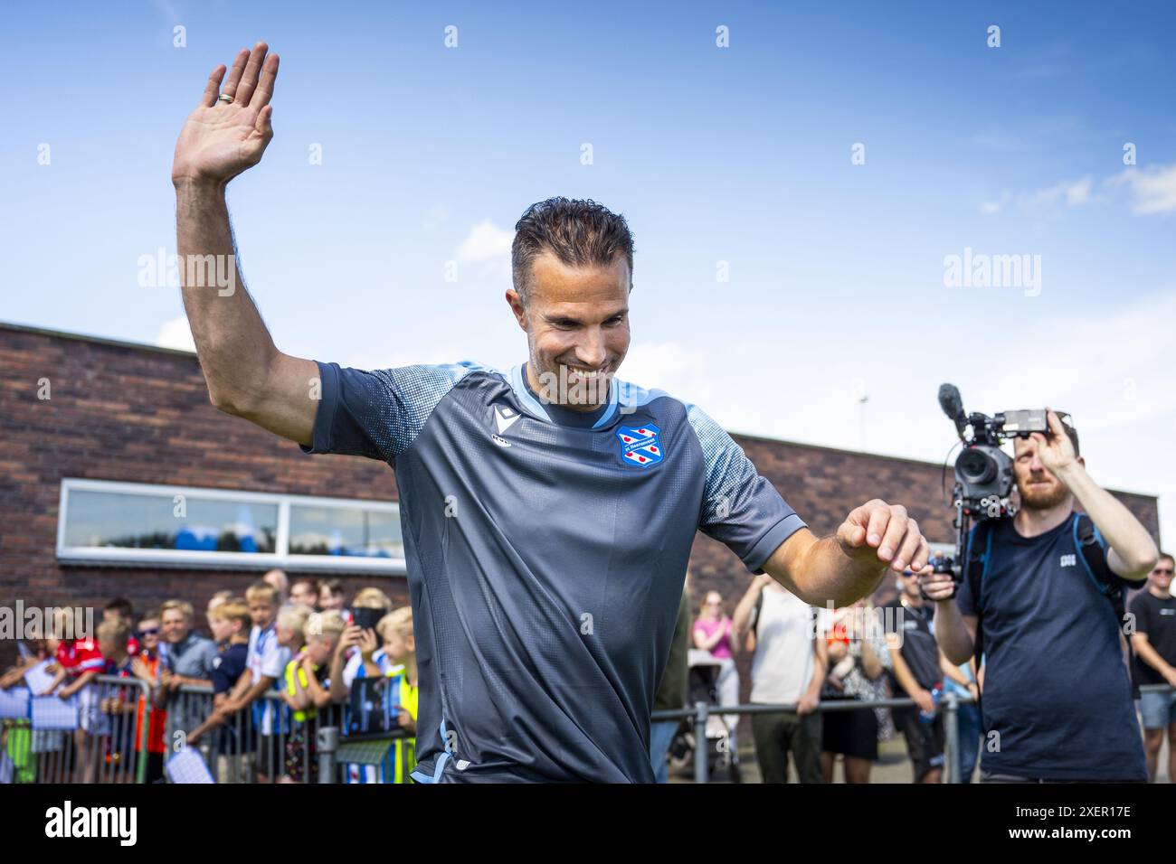 HEERENVEEN - Robin van Persie during his first training as head coach ...
