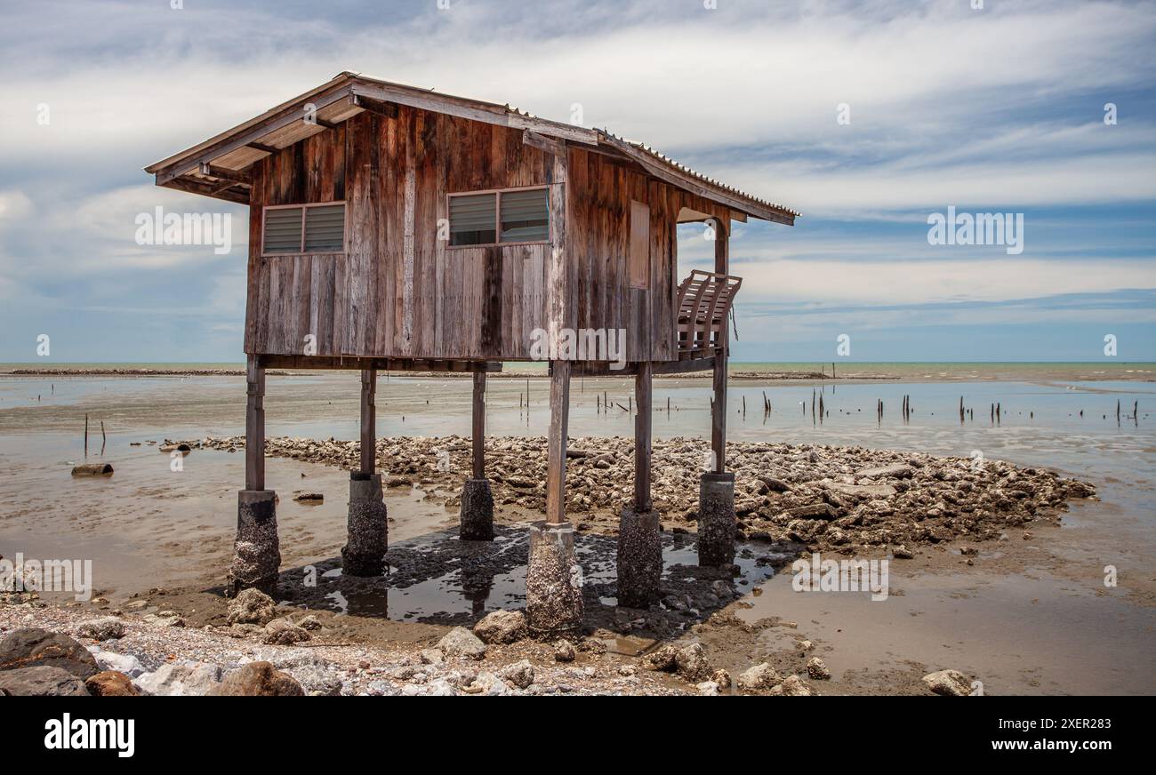 fishing hut on stilts Stock Photo - Alamy