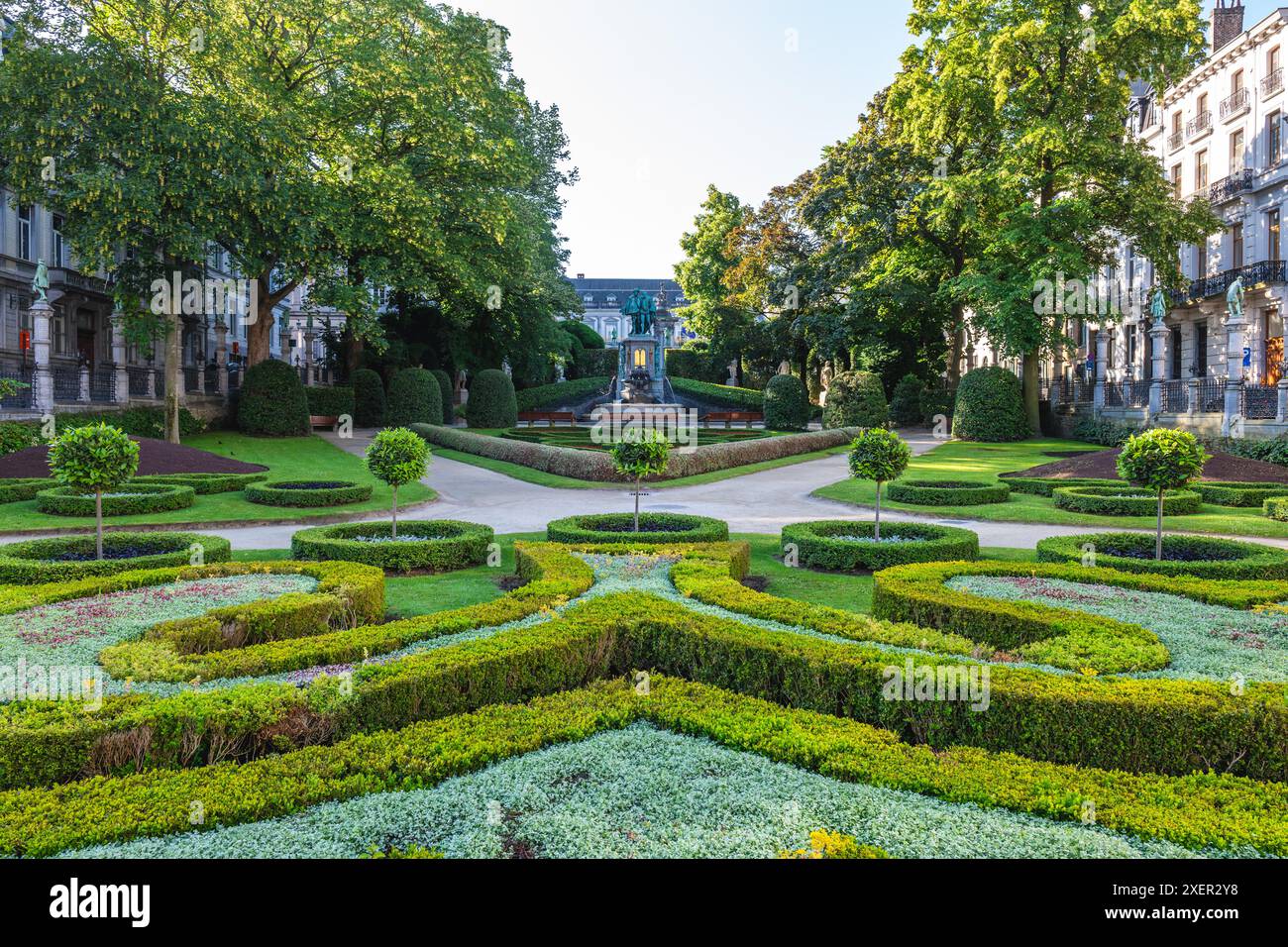 Square of Petit Sablon, aka Kleine Zavelsquare, located in Brussels ...