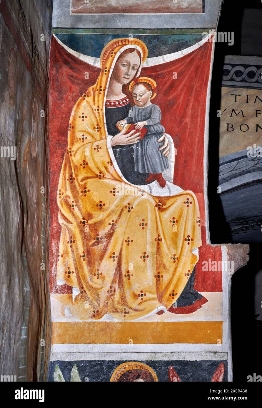 Madonna col Bambino in trono - Giovanni Pietro da Cemmo - 1492 - Esine ...