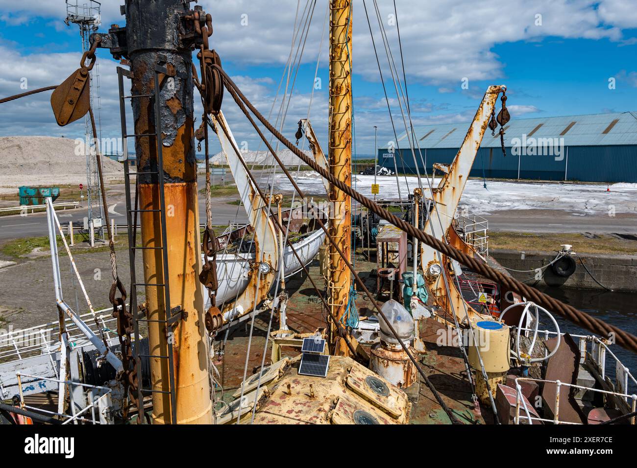 1955 ship hi-res stock photography and images - Alamy