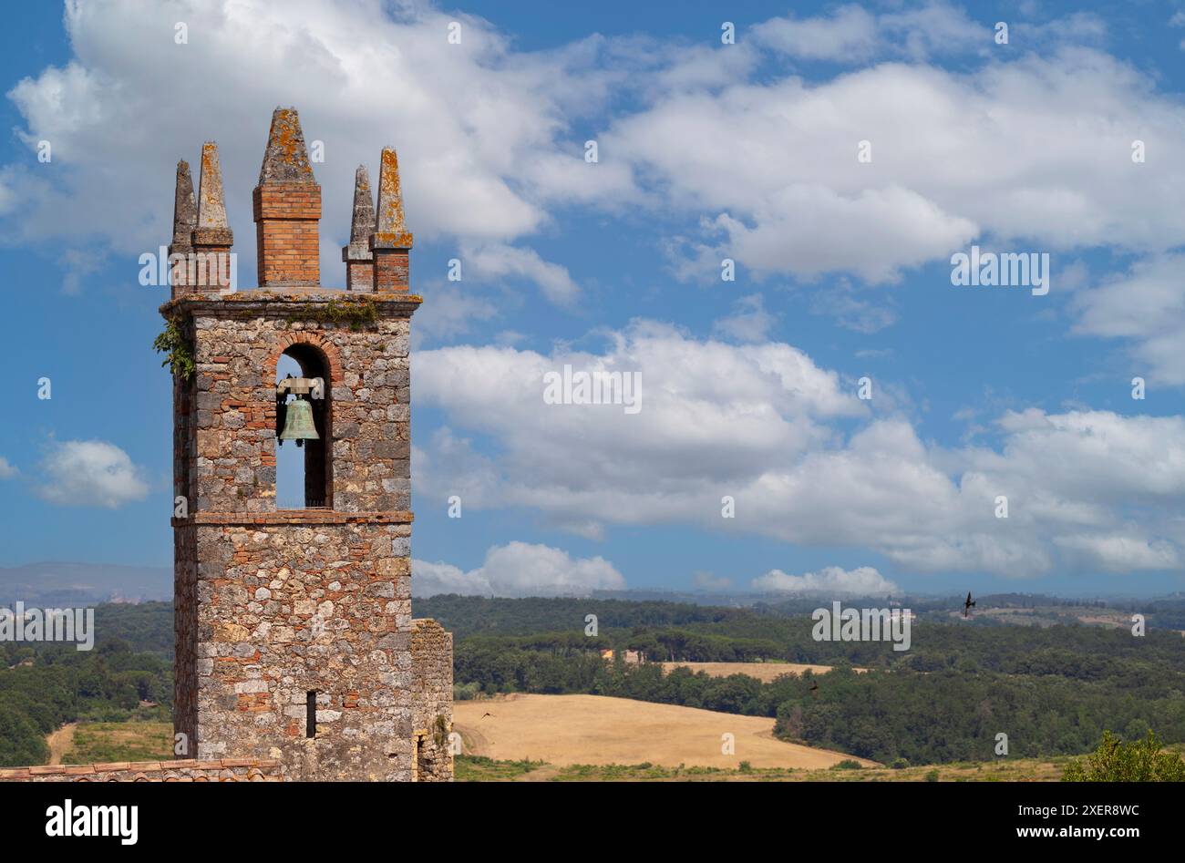 Guelph-style defensive tower architecture in Tuscany Stock Photo - Alamy