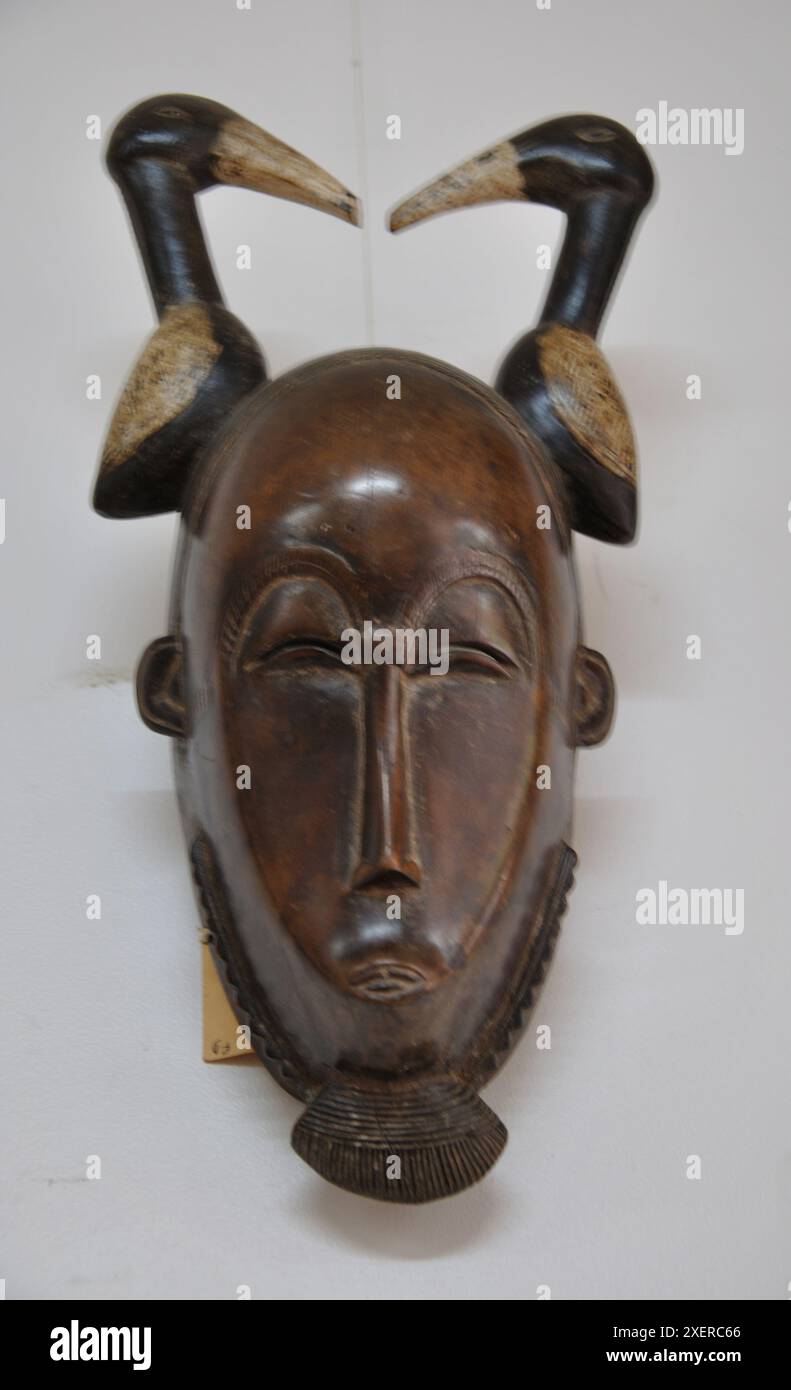 Beautifullly-Carved, Traditional Wooden mask, National Museum, Lome ...
