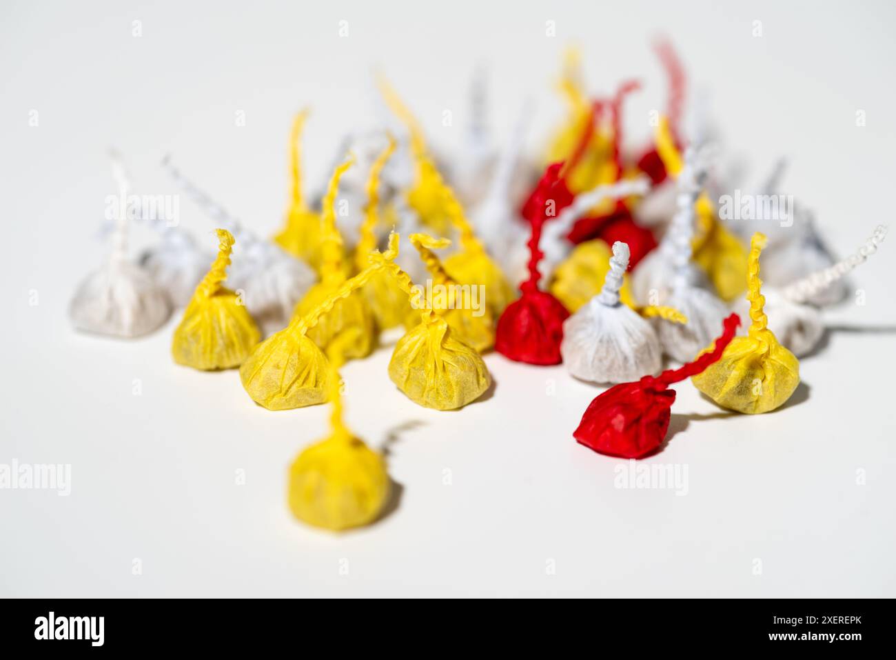 Small bang snaps,Pop Pop Snappers,toy torpedo, jumpin cracker or ...