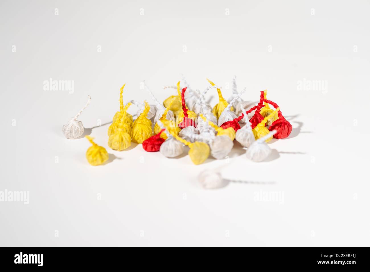 Small bang snaps,Pop Pop Snappers,toy torpedo, jumpin cracker or ...