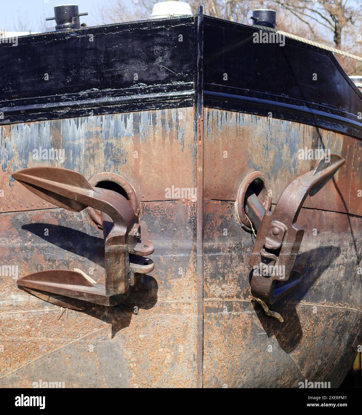 Two anchors on a ship's bow, close up Stock Photo - Alamy