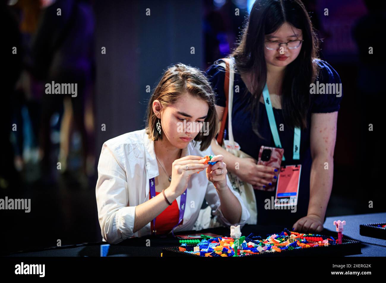 Lego bouwen hi-res stock photography and images - Alamy