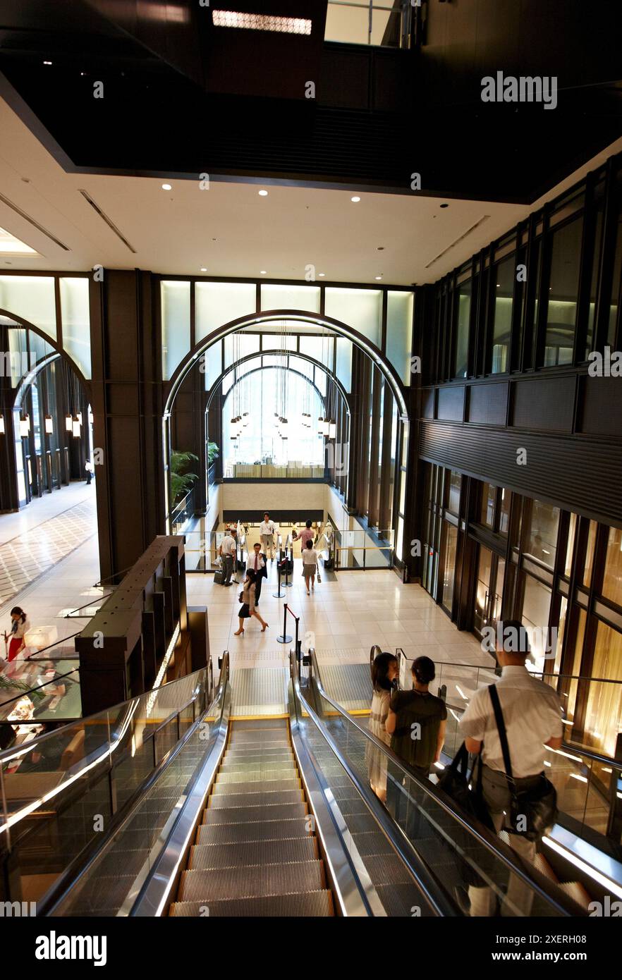 Marunouchi Building, Tokyo, Japan Stock Photo - Alamy