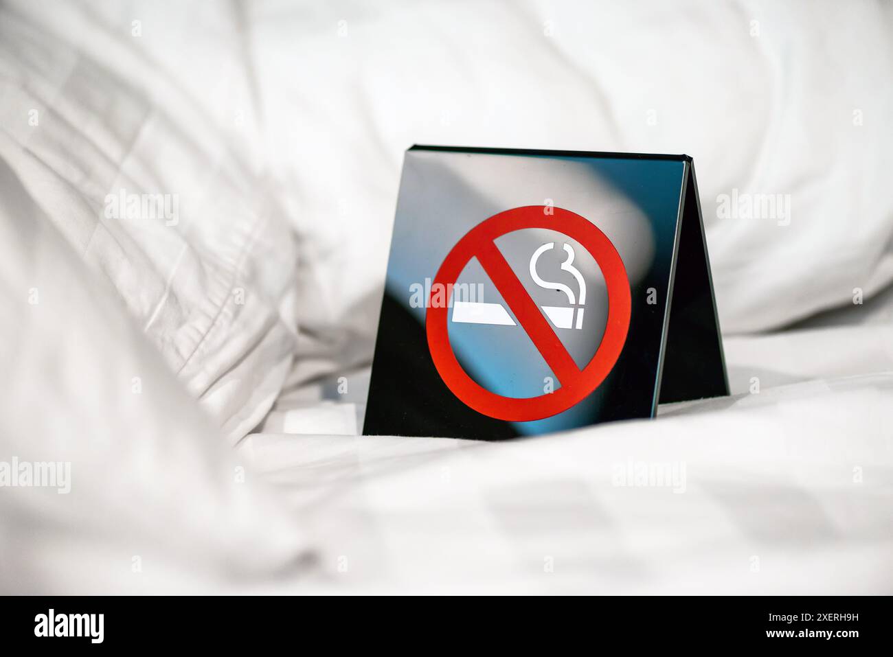 No smoking sign in hotel hi-res stock photography and images - Alamy