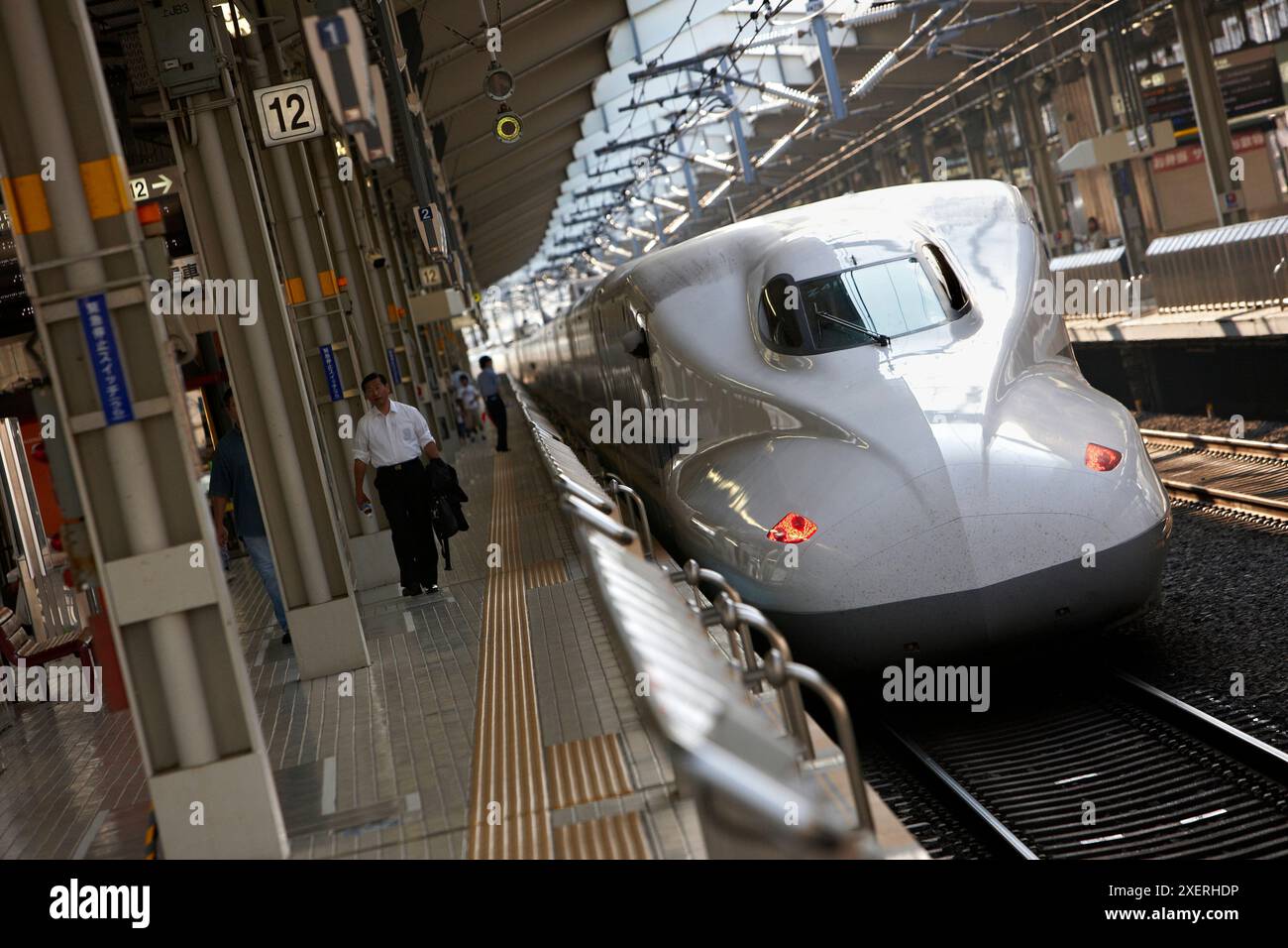 Shinkansen high speed train, Railway station, Kyoto, Japan Stock Photo - Alamy