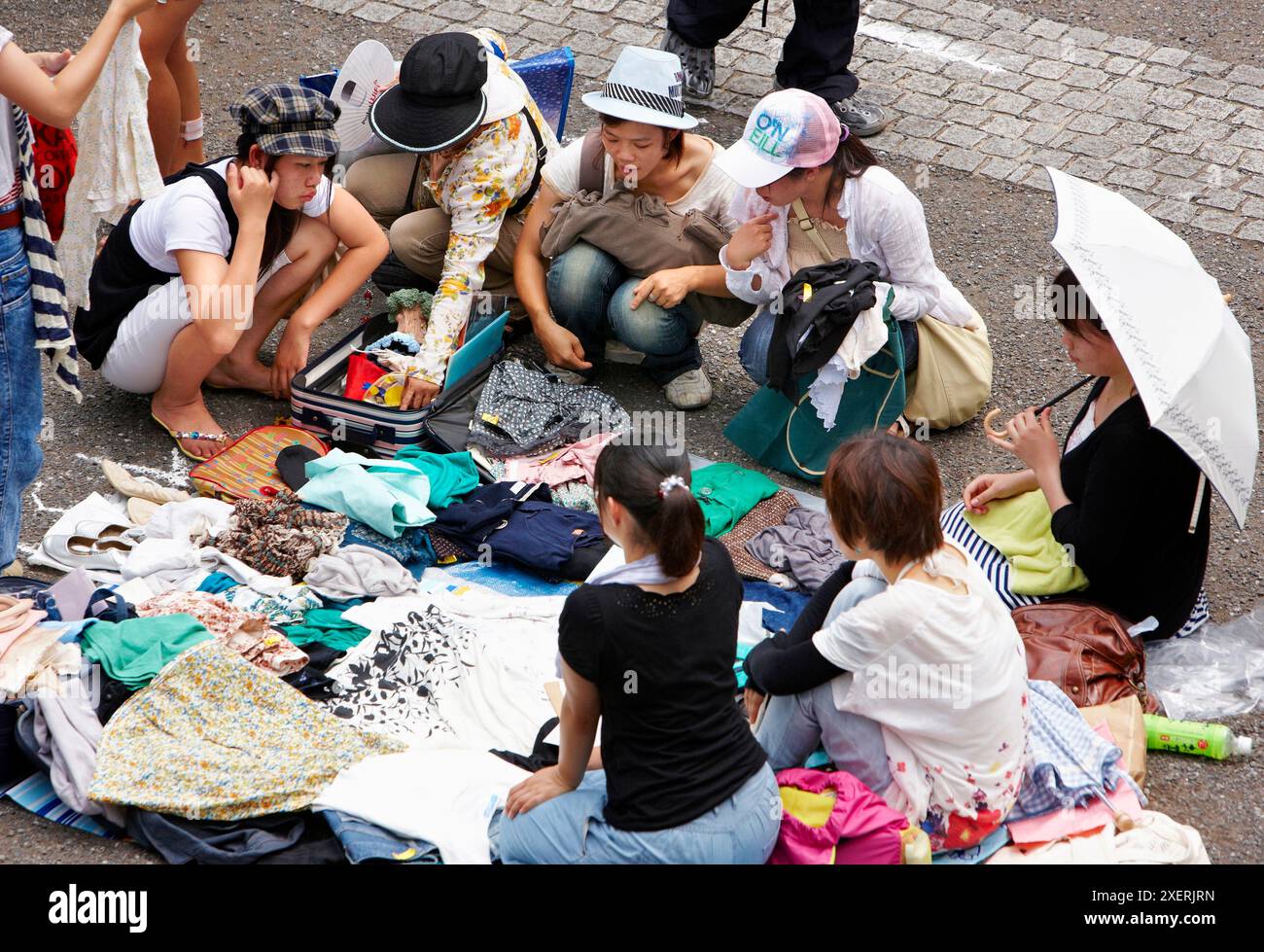 Yoyogi park market hi-res stock photography and images - Alamy