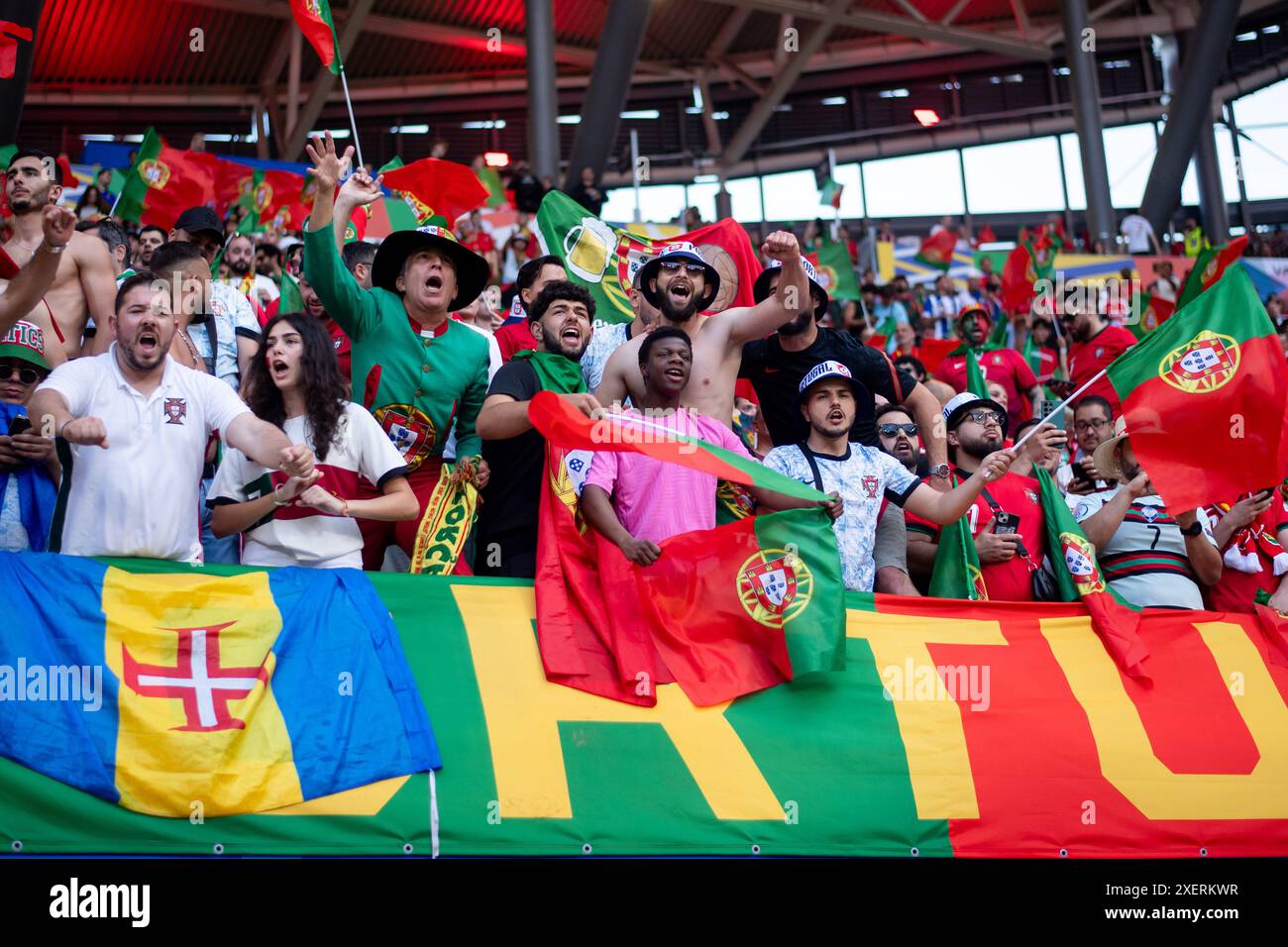 Fans / Ultras von Portugal, GER, Portugal (POR) vs Czech Republic (CZE ...