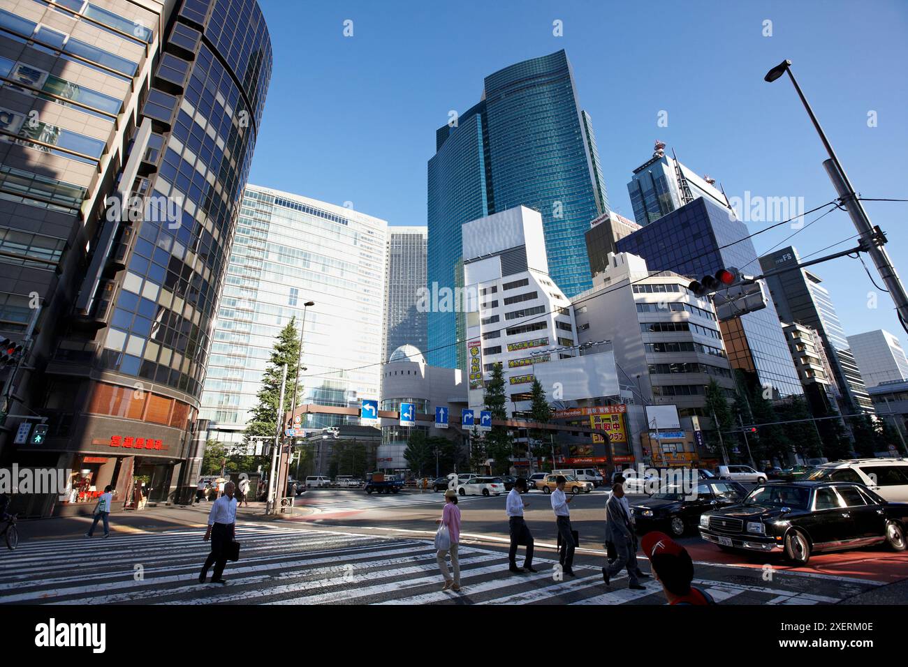 Shiodome city center hi-res stock photography and images - Alamy