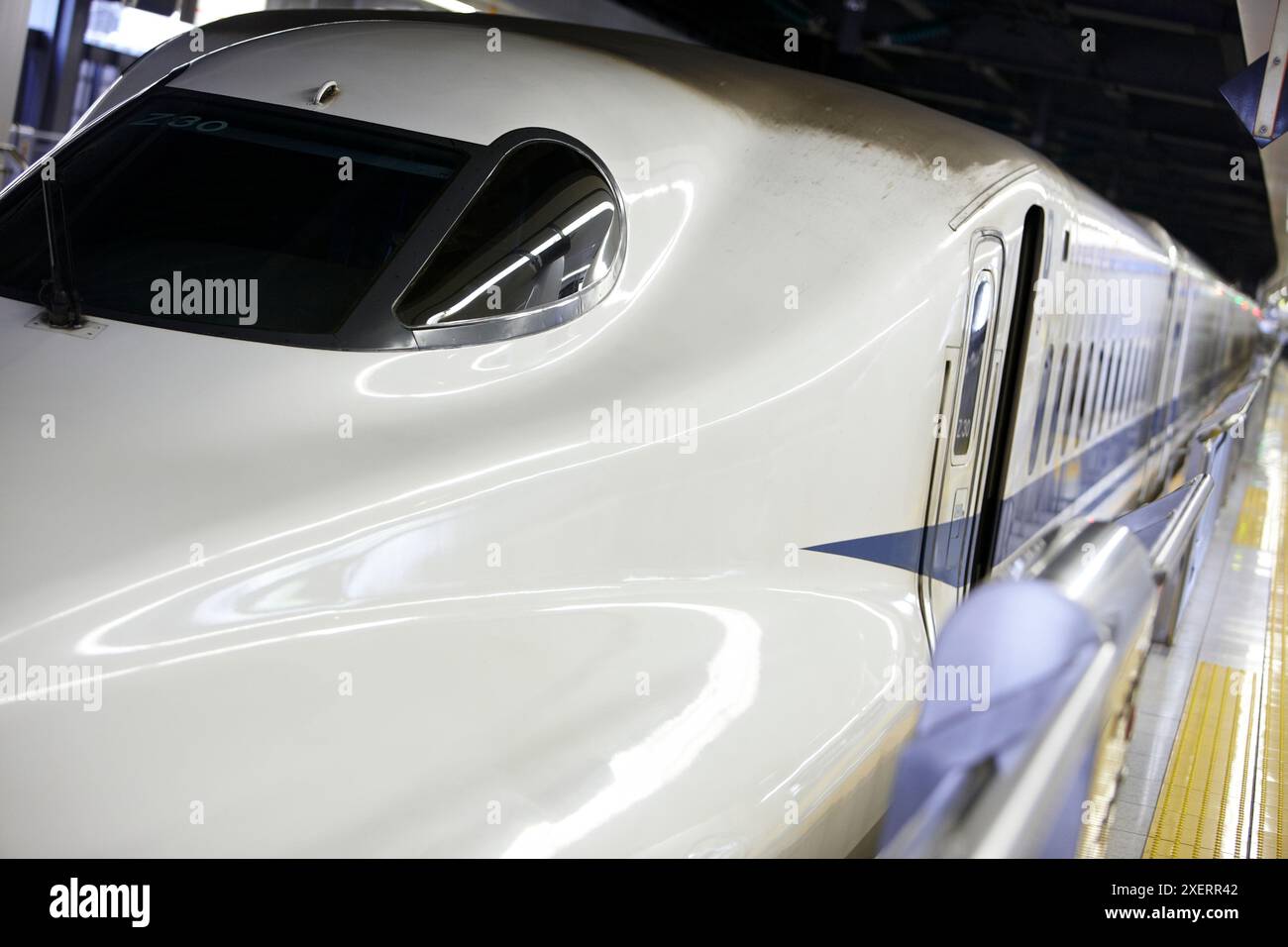Shinkansen, Railway station, Shinjuku, Tokyo, Japan Stock Photo - Alamy