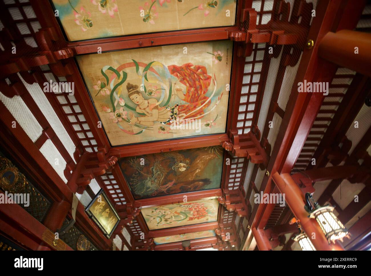 Senso ji temple ceiling hi-res stock photography and images - Alamy