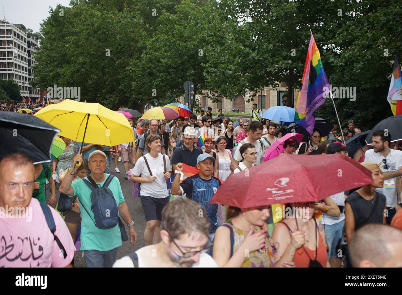 MILAN - Milan gay pride procession, LGBT rainbow procession from Piazza ...