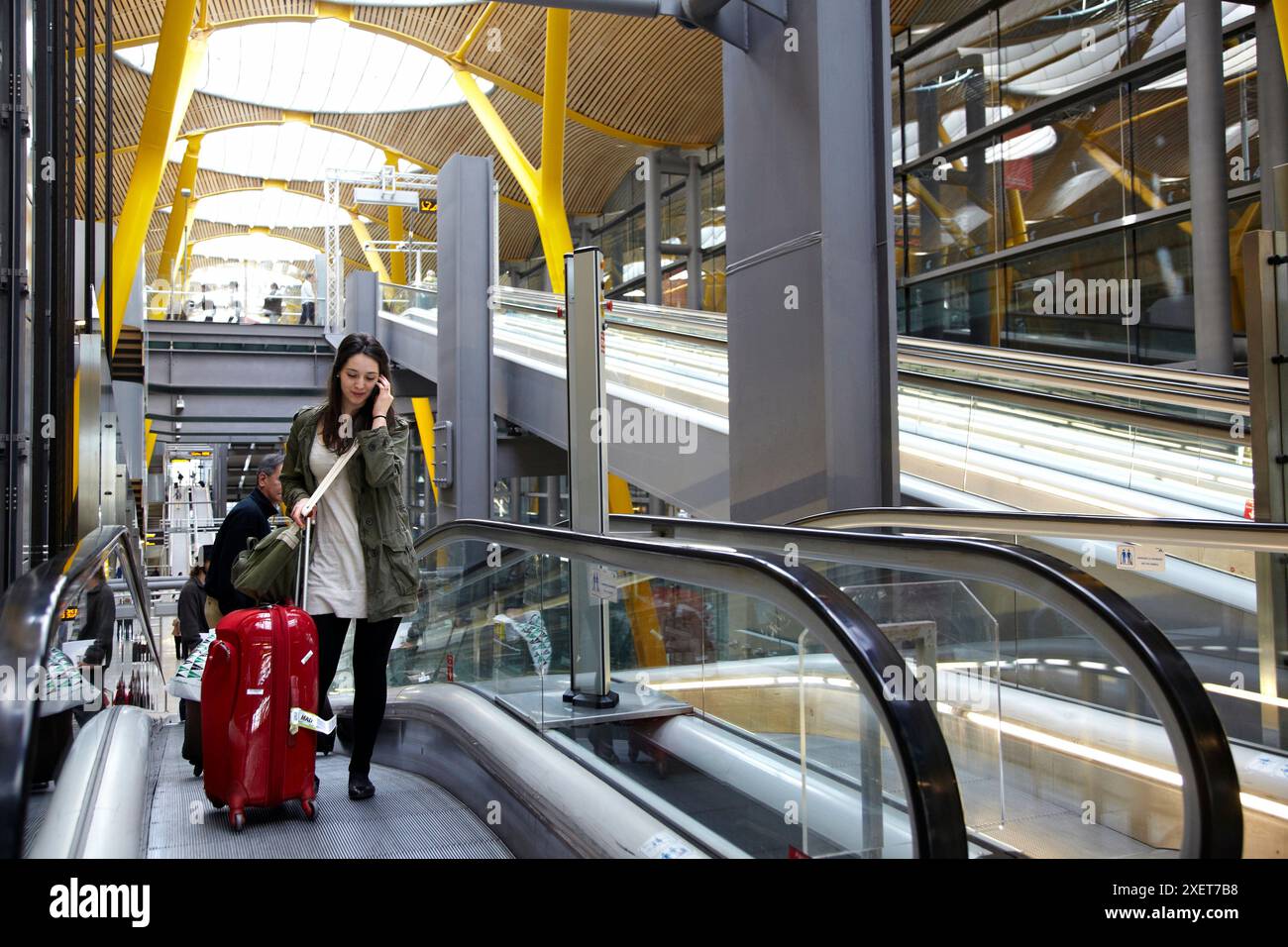 Terminal 4 aeropuerto de madrid hi-res stock photography and images - Alamy