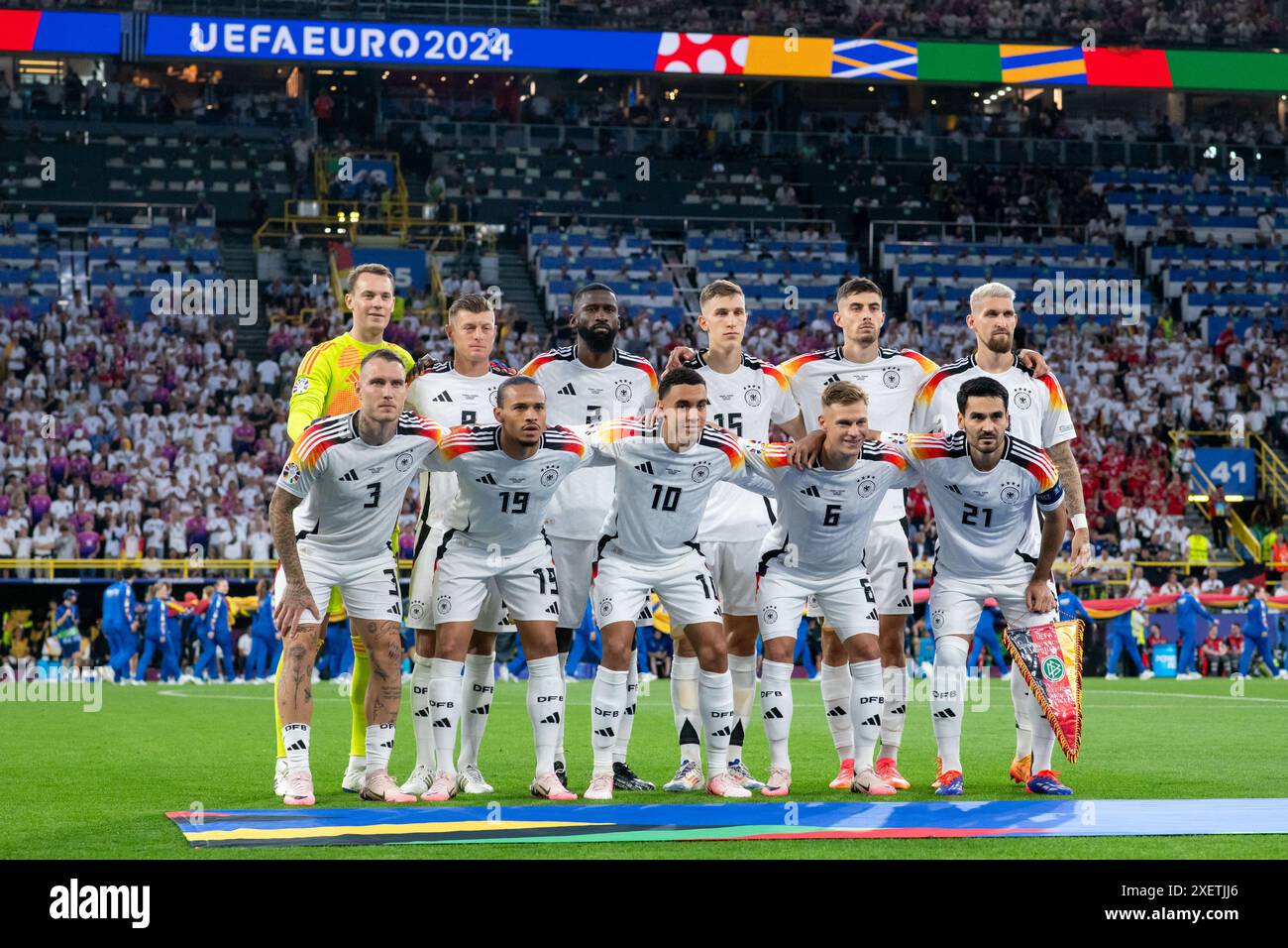 Teamfoto Startelf Manuel Neuer (Deutschland, #01), Toni Kroos ...