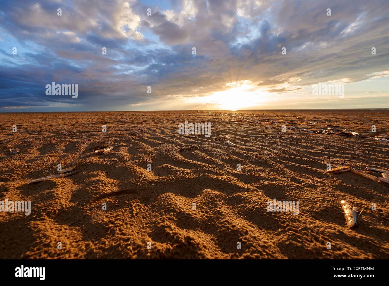 Sunset over the beach at Old Hunstanton, Norfolk, UK Stock Photo - Alamy