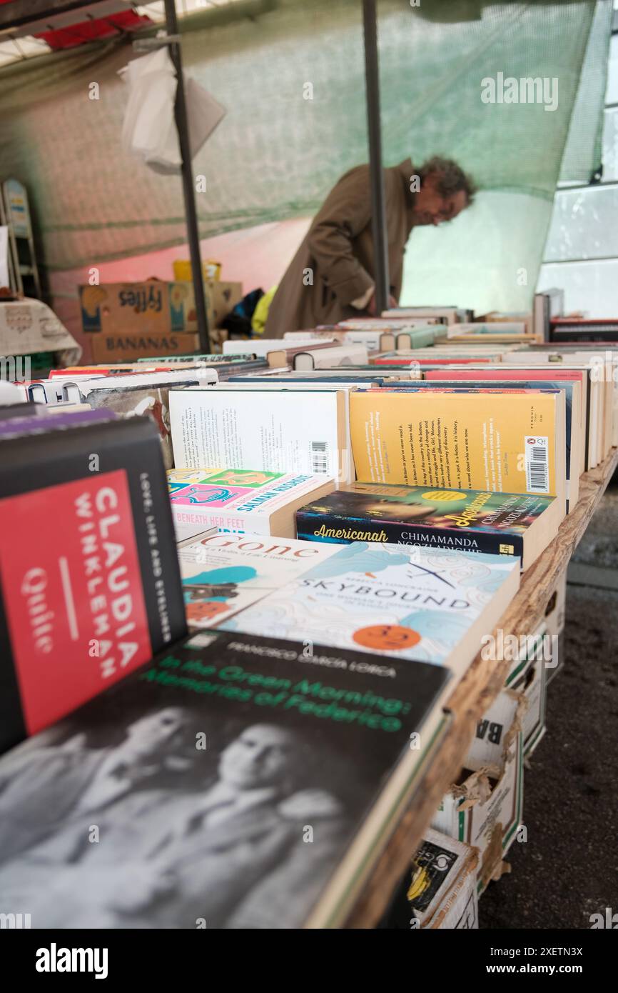 Books on a Market Stall in Cambridge Stock Photo - Alamy