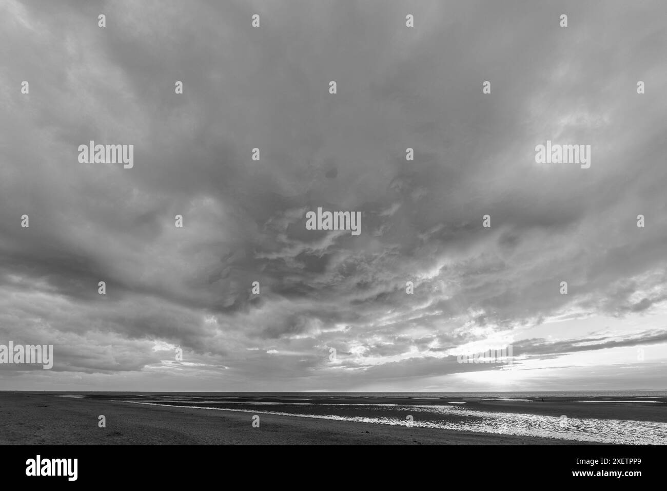 Sunset over the beach at Old Hunstanton, Norfolk, UK Stock Photo - Alamy