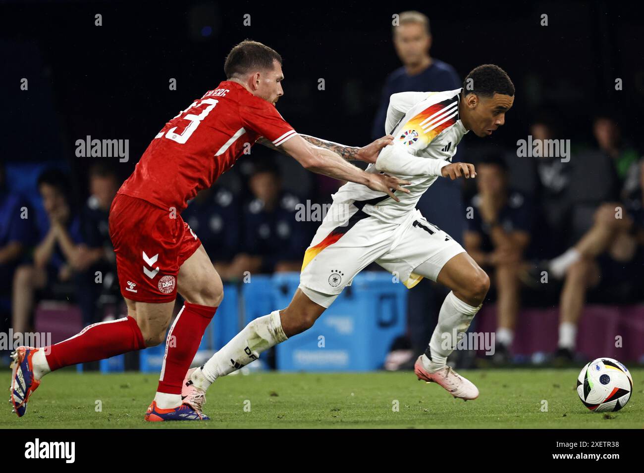 Dortmund - (l-r) Pierre-Emile Hojbjerg of Denmark, Jamal Musiala of ...
