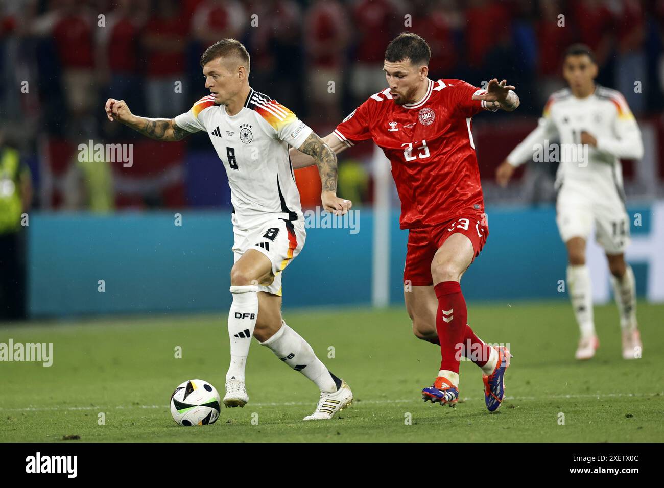 Dortmund - (l-r) Toni Kroos of Germany, Pierre-Emile Hojbjerg of ...