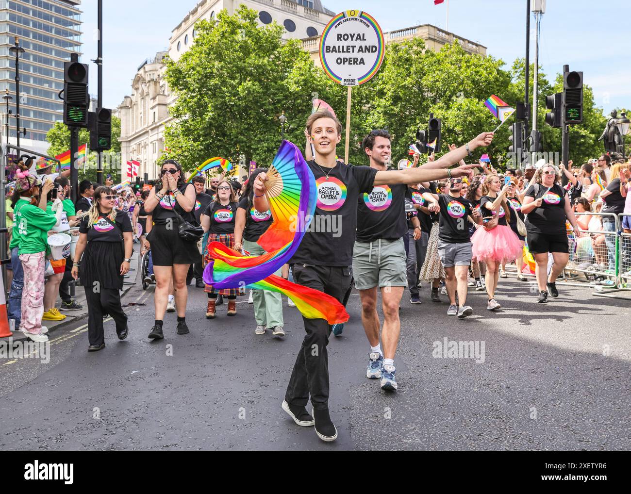 London, UK. 29th June, 2024. The Royal Ballet and Opera with a large ...