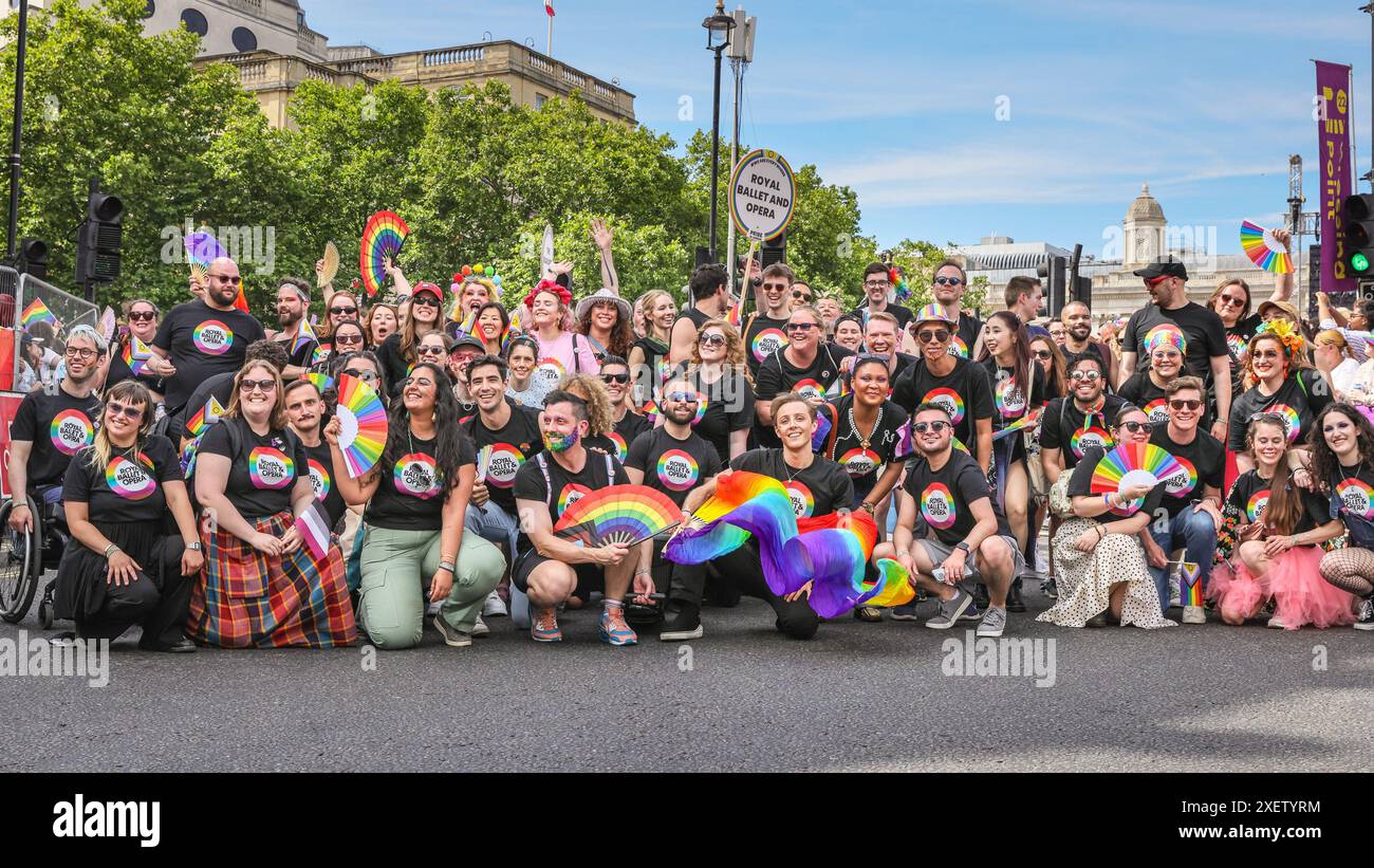 London, UK. 29th June, 2024. The Royal Ballet and Opera with a large ...