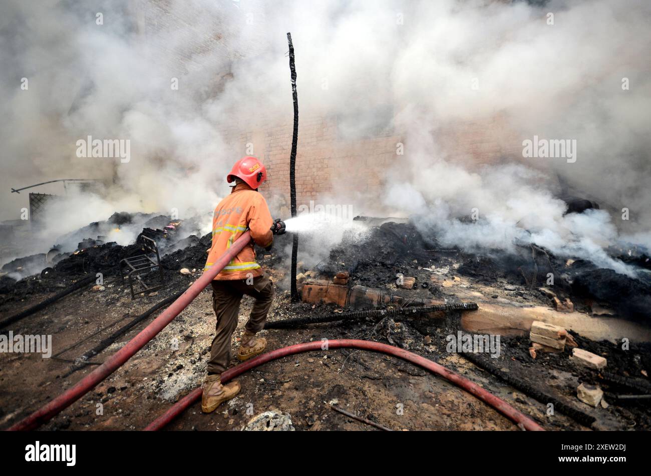 June 29, 2024, Peshawar, Peshawar, Pakistan: A fire broke out in shops ...