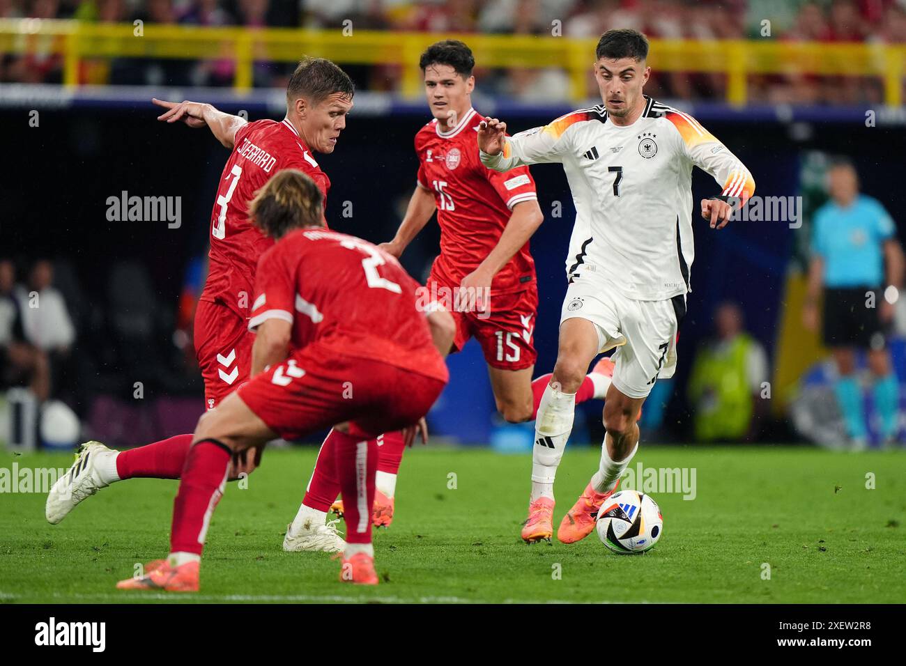 Go kai hi-res stock photography and images - Alamy