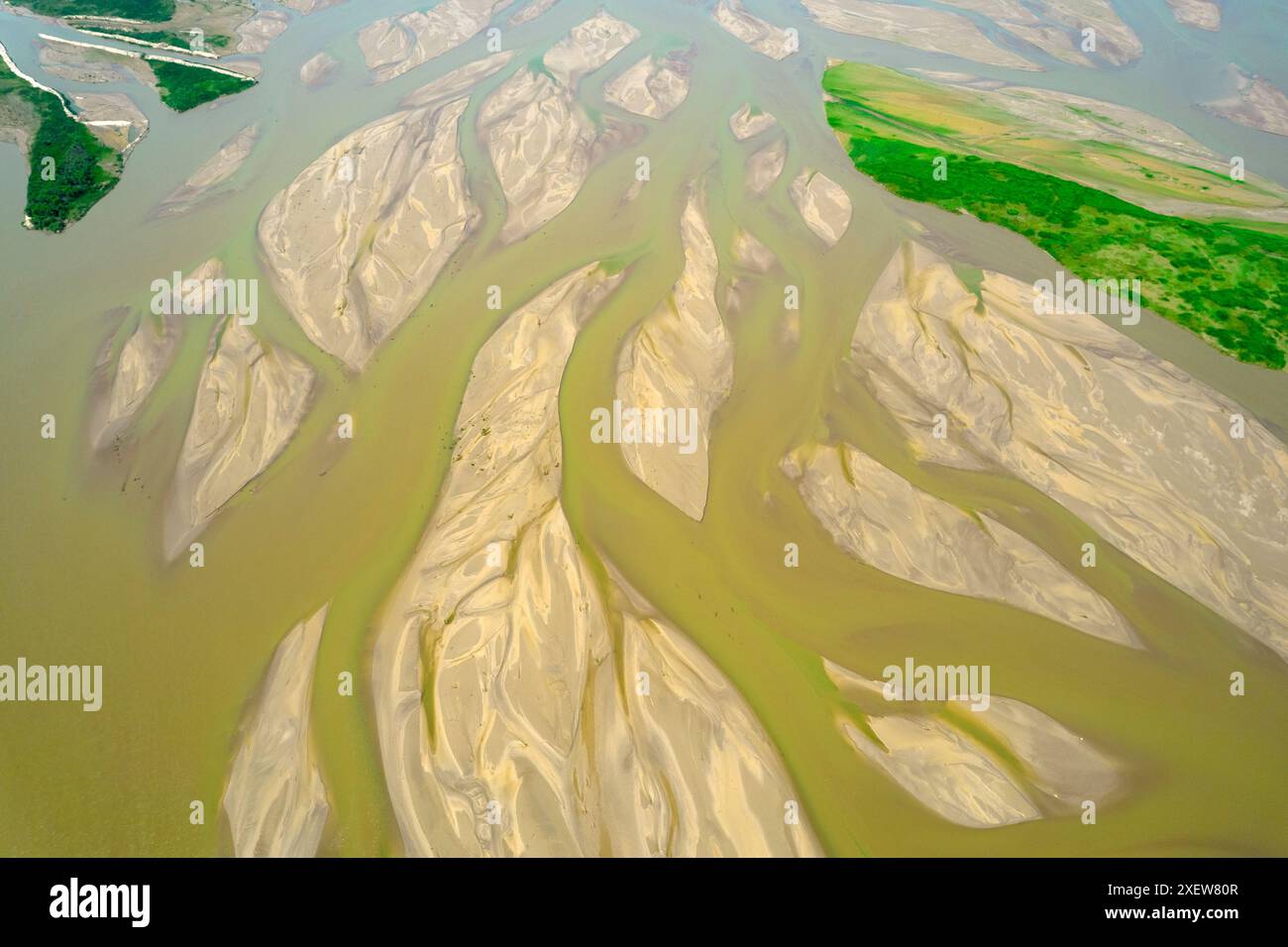 YUNCHENG, CHINA - JUNE 29, 2024 - The exposed riverbed of the Yellow ...